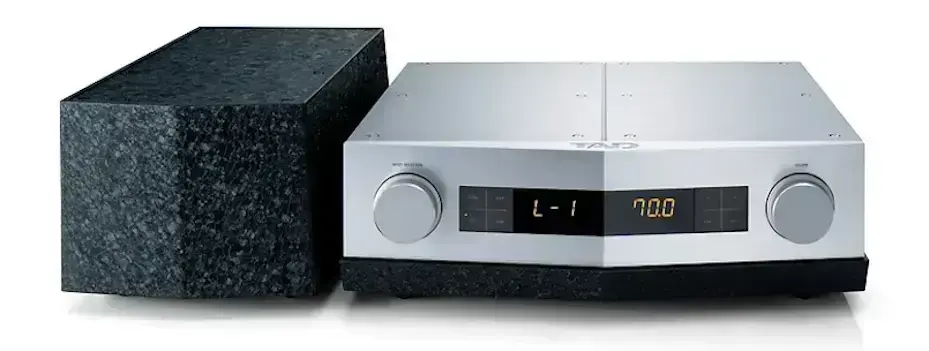TAD Labs Reference Series TAD-C700 Preamplifier is Introduced!~ The ...